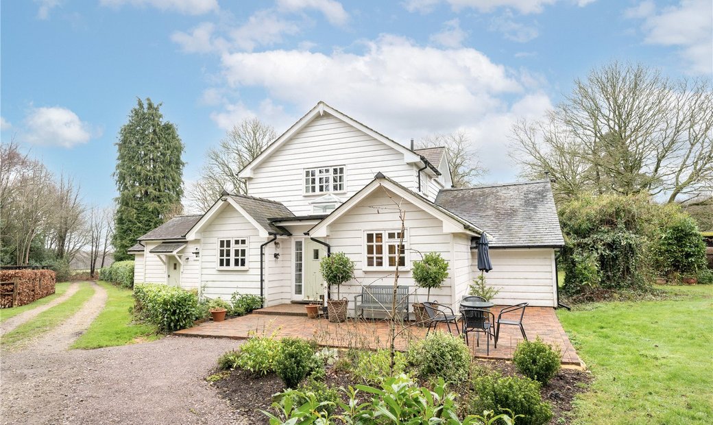 4 Bedroom Detached House For Sale In In Handcross, England, United ...