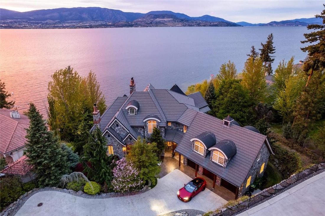 Lakefront Vineyard Estate Home On 2.31 In Kelowna, British Columbia ...