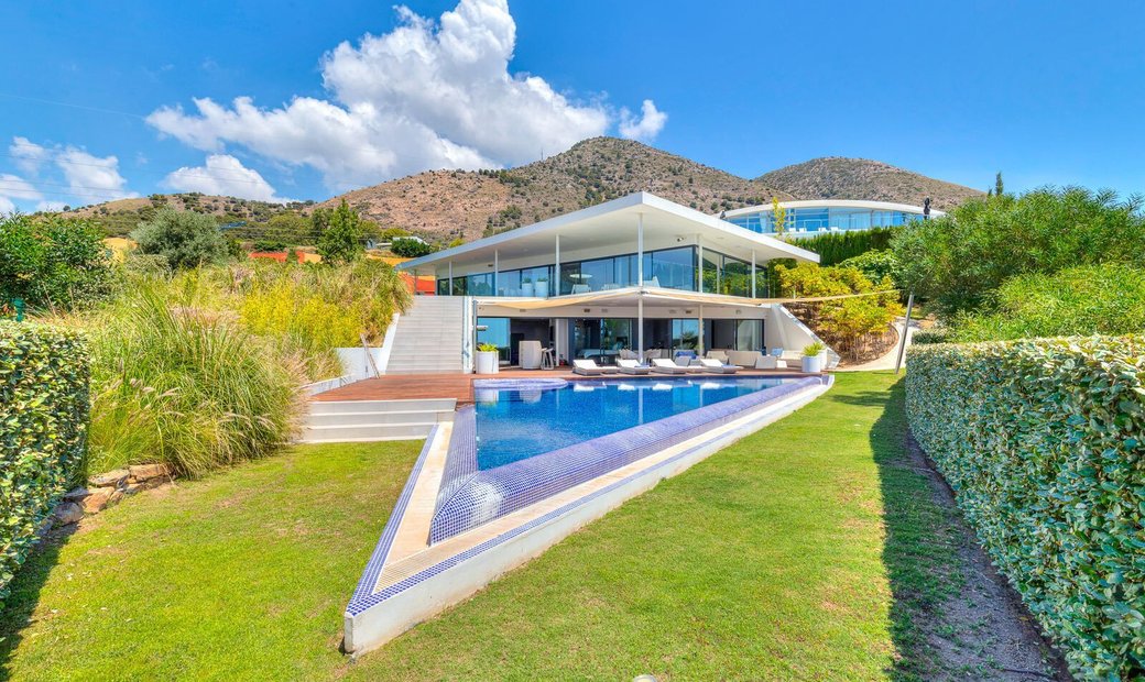 Villa, Fuengirola In Fuengirola, Andalusia, Spain For Sale (13842721)