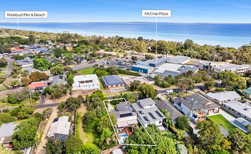 Luxury homes for sale in McCrae, Victoria, Australia | JamesEdition