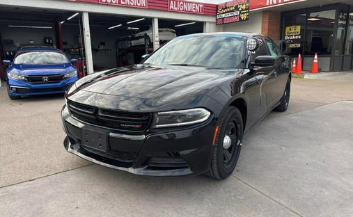 32,138 luxury cars for sale by dealers worldwide | JamesEdition