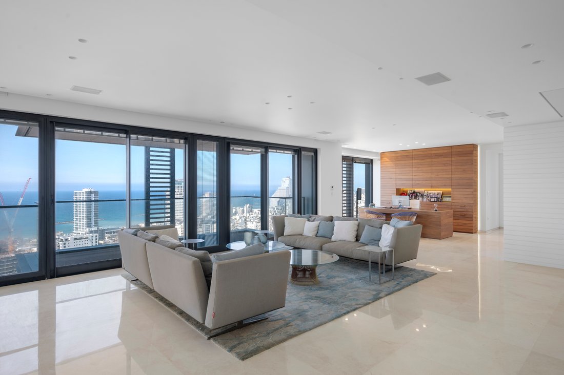Ultra Luxurious Seaview Apartment In Tel Aviv Yafo, Tel Aviv District ...