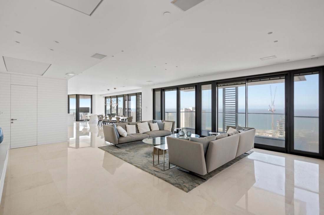 Ultra Luxurious Seaview Apartment In Tel Aviv Yafo, Tel Aviv District ...