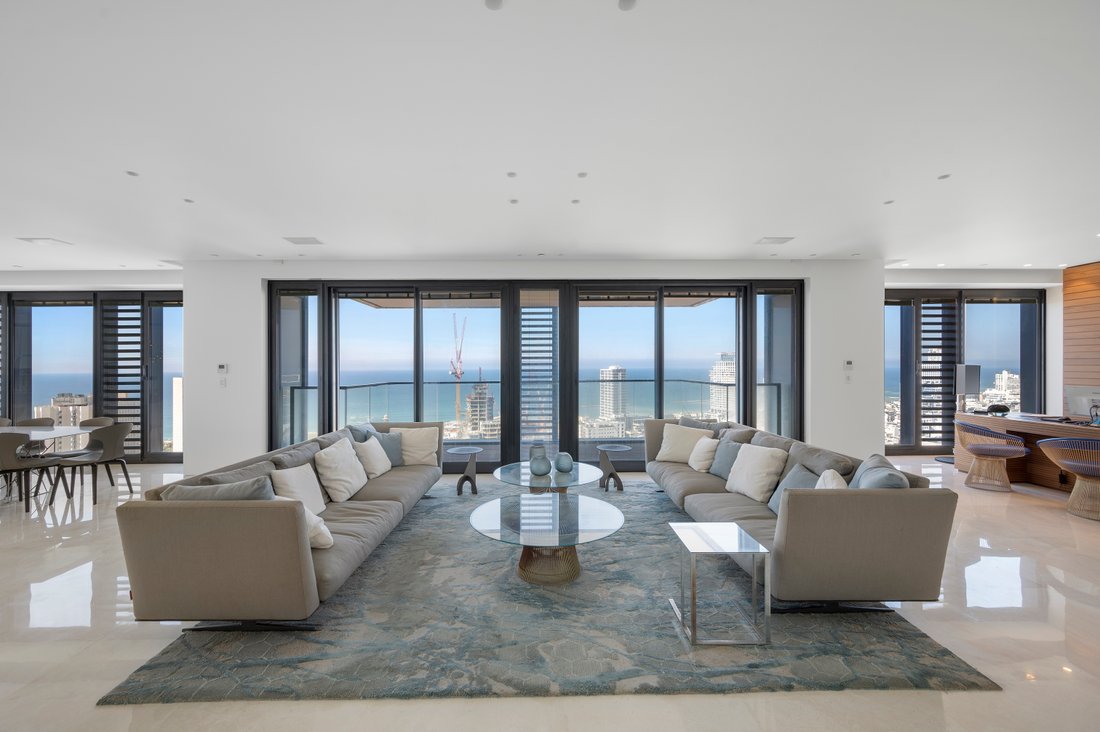 Ultra Luxurious Seaview Apartment In Tel Aviv Yafo, Tel Aviv District ...