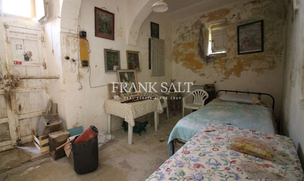Siggiewi, Unconverted House Of Character In Siggiewi, Malta For Sale ...
