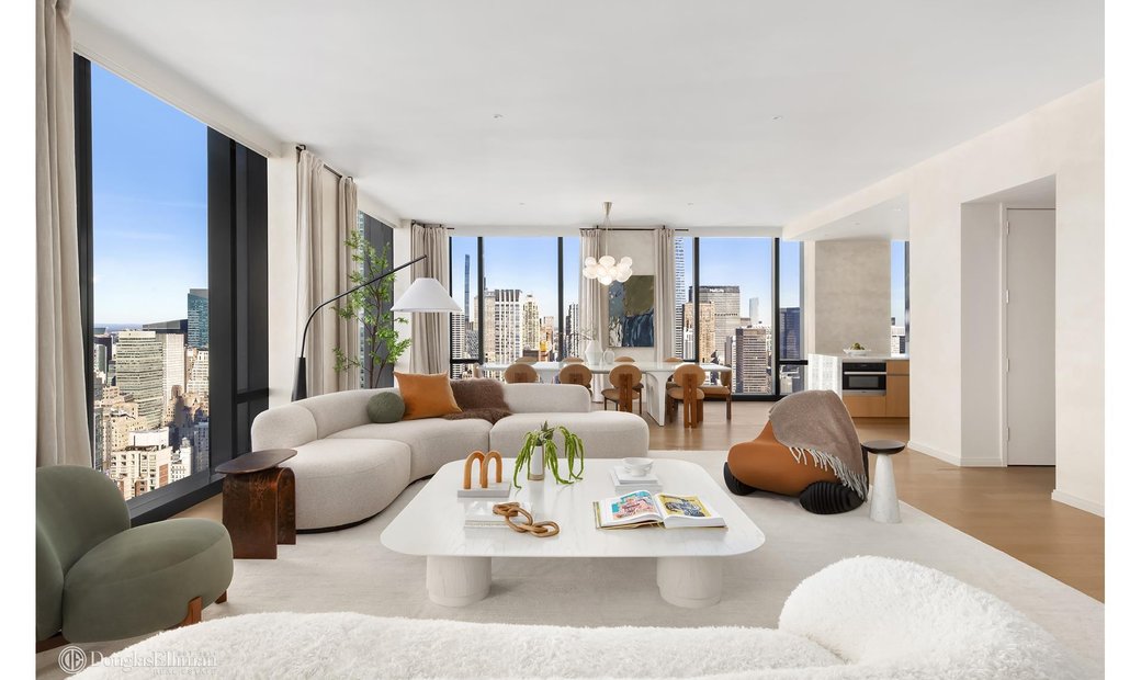 Condo New York In New York, New York, United States For Sale (13865218)