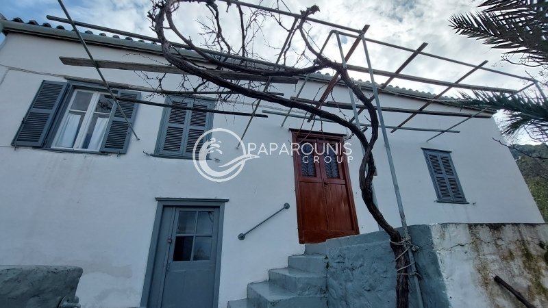 Hydra Traditional Stone In Idra, Decentralized Administration Of Attica ...