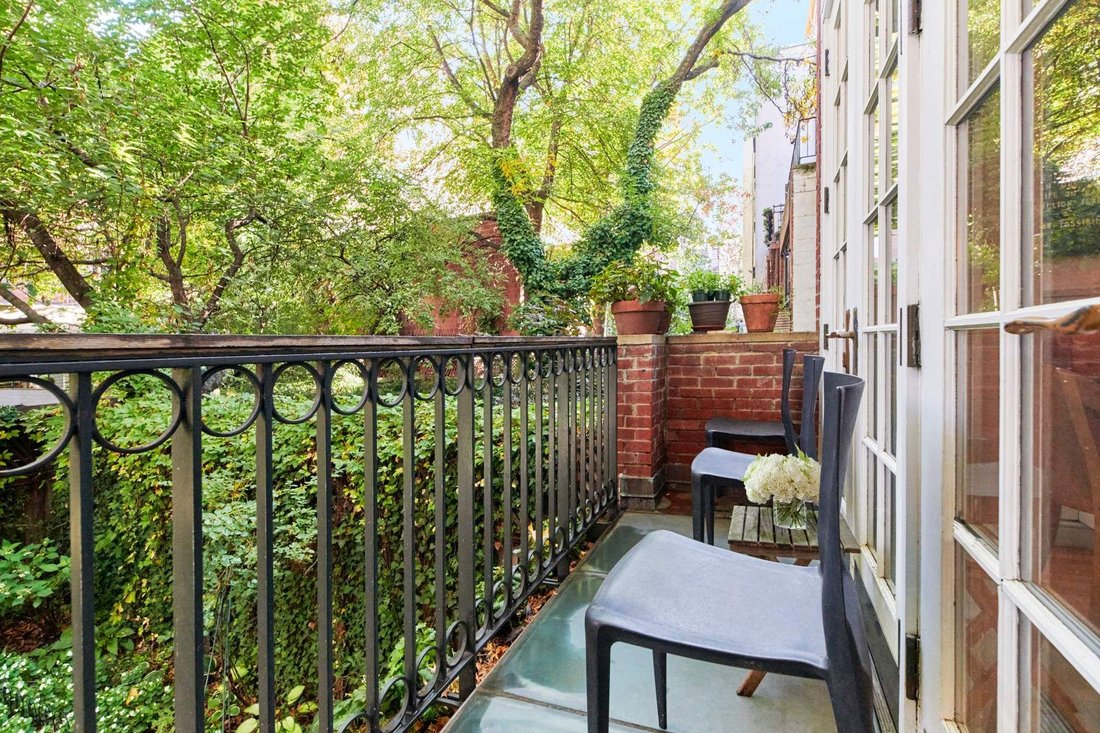 453 West 24th Street In New York, New York, United States For Sale ...