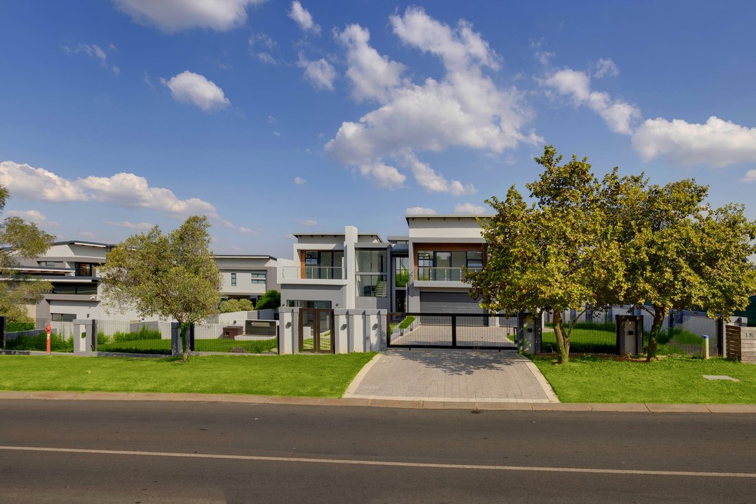 North Facing Luxury House. In Midrand, Gauteng, South Africa For Sale ...
