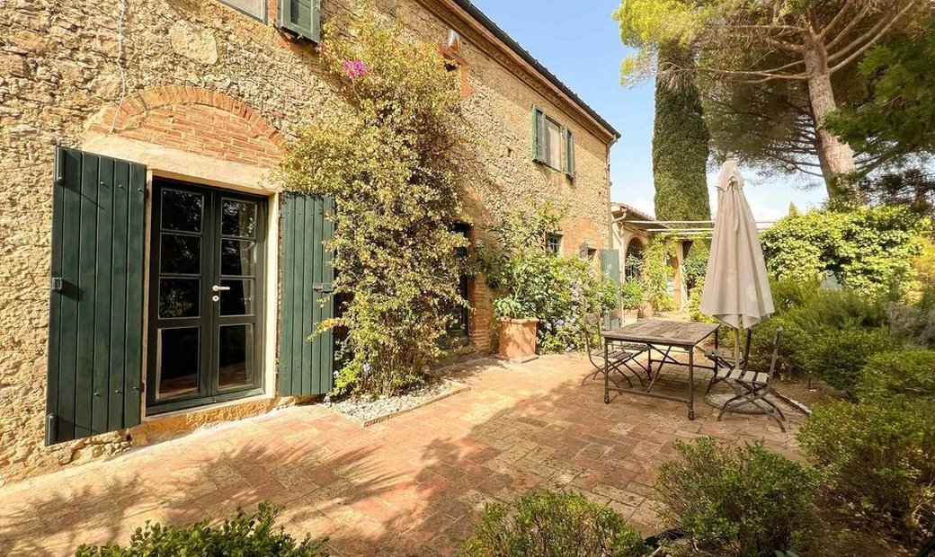 Villa Guardia In San Vincenzo, Tuscany, Italy For Sale (13882334)