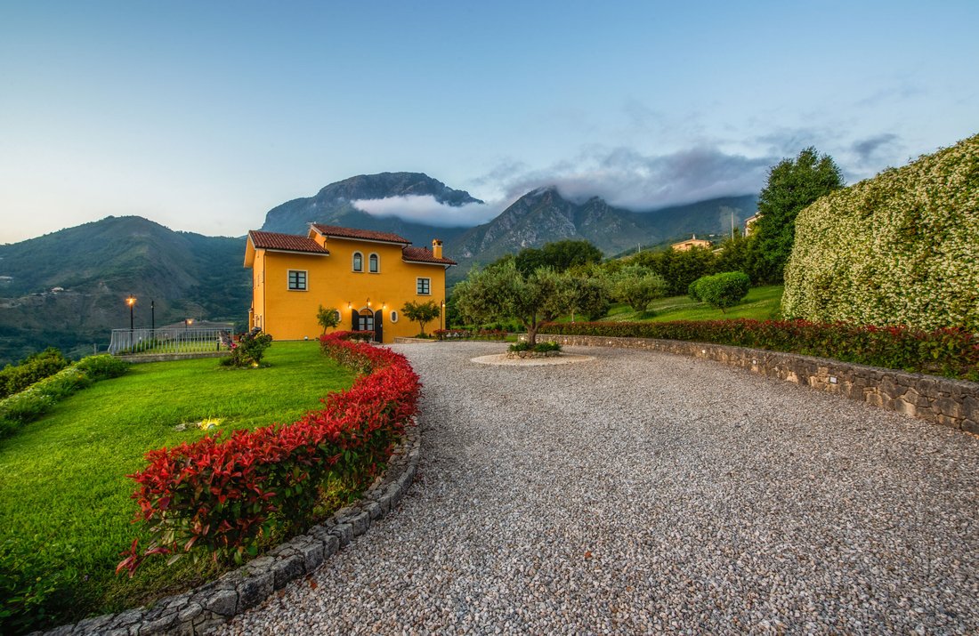 Charming Cottage With Sea And Mountains In Belvedere Marittimo ...