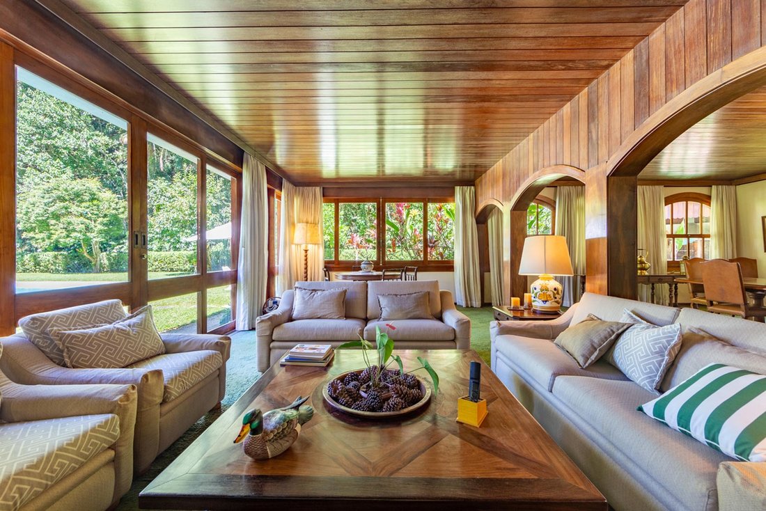 Exclusive House Surrounded By In Soberbo, State Of Rio De Janeiro ...