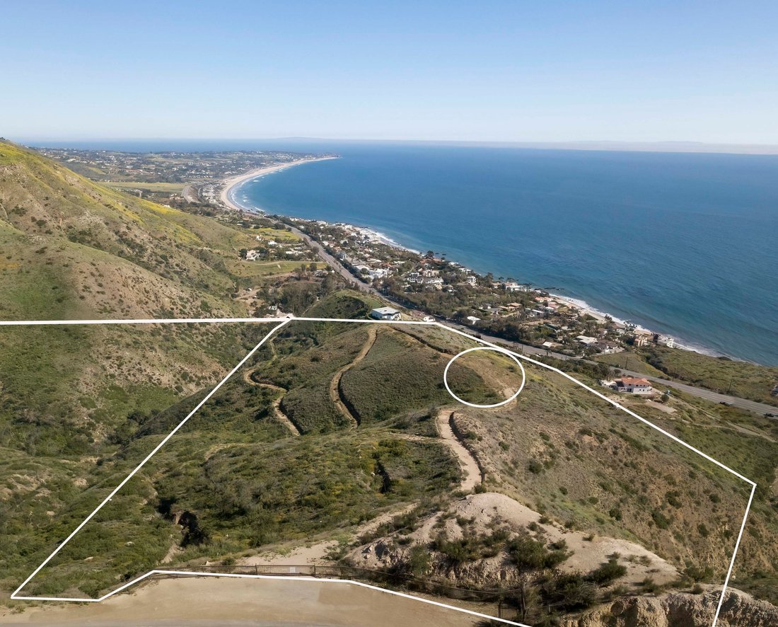 Encinal Canyon Bluff In Malibu, California, United States For Sale ...