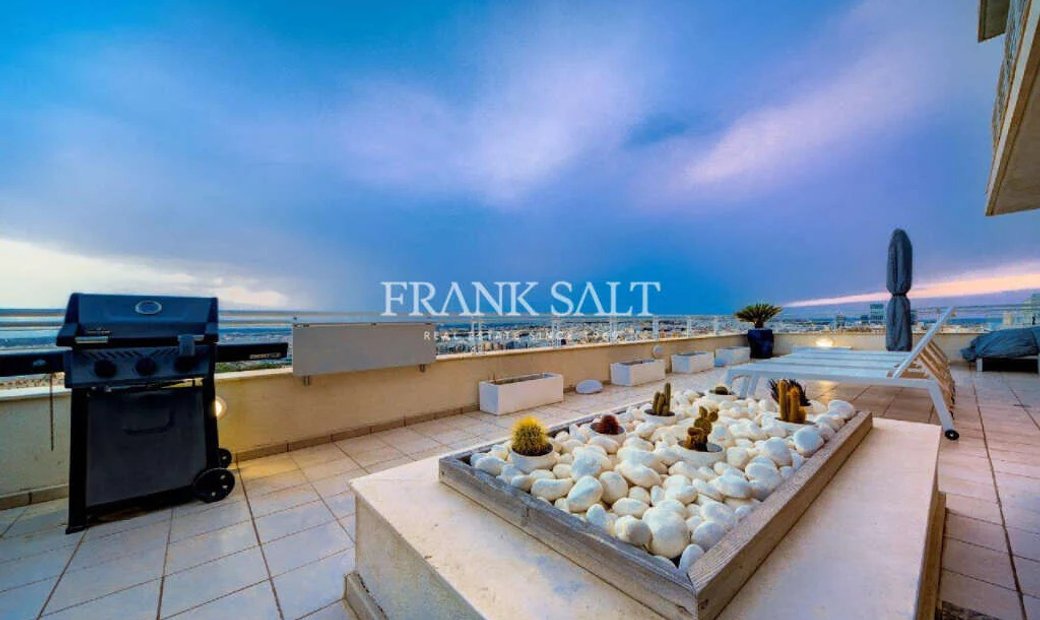 Fort Cambridge, Furnished Apartment In Sliema, Malta For Sale (13892557)