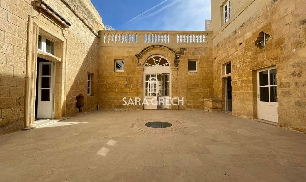 Palazzo In Zabbar | South In ħaż żabbar, Malta For Sale (13893427)