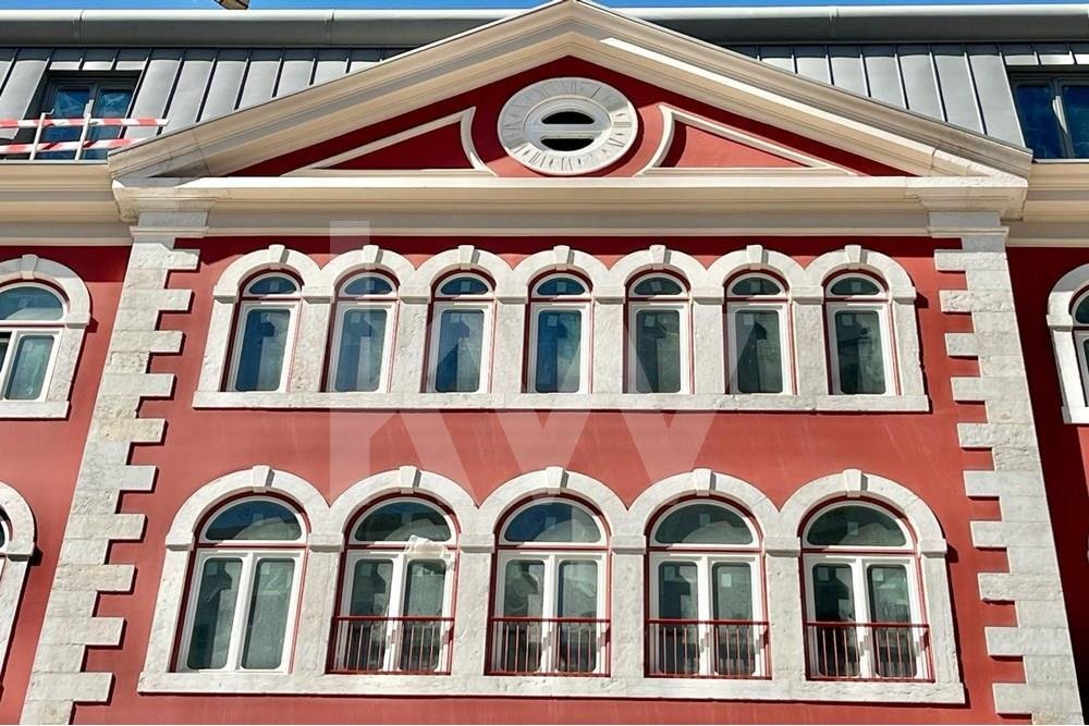 Beato Quarter 4 Bedroom Apartments Duplex With Patio In In Beato ...