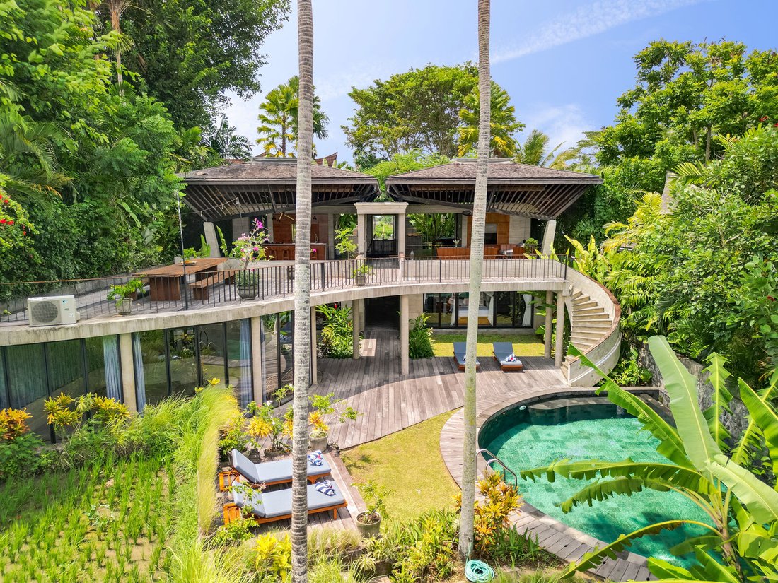 Compass House: A Modern Elegant Alexis Dornier Villa Near In Bali ...