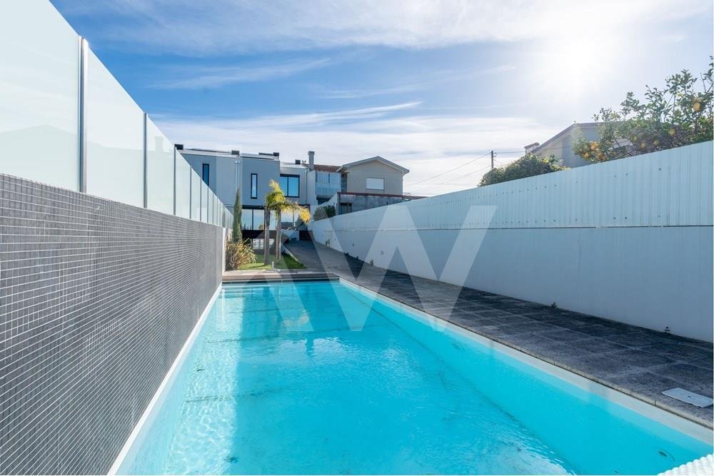 T4+1 Semi Detached House In Espinho With In Espinho, Aveiro District ...