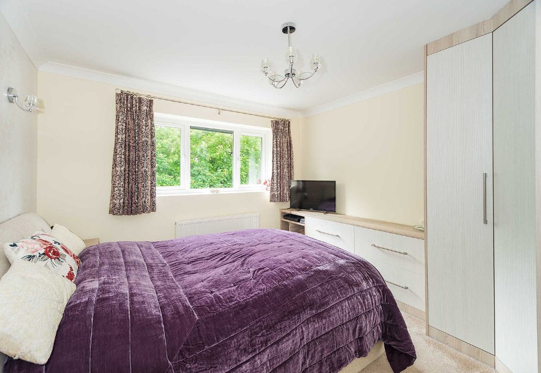 House South Park Way South Ruislip In Ruislip, England, United Kingdom ...