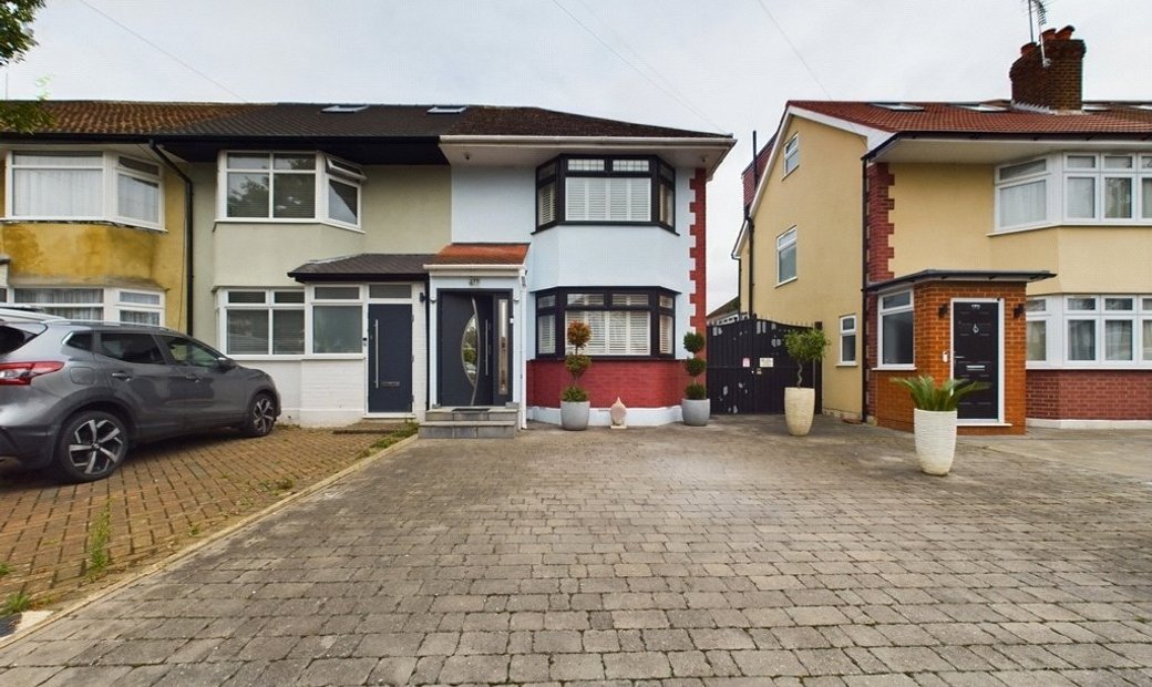 House, Royal Crescent, South Ruislip In Ruislip, England, United ...
