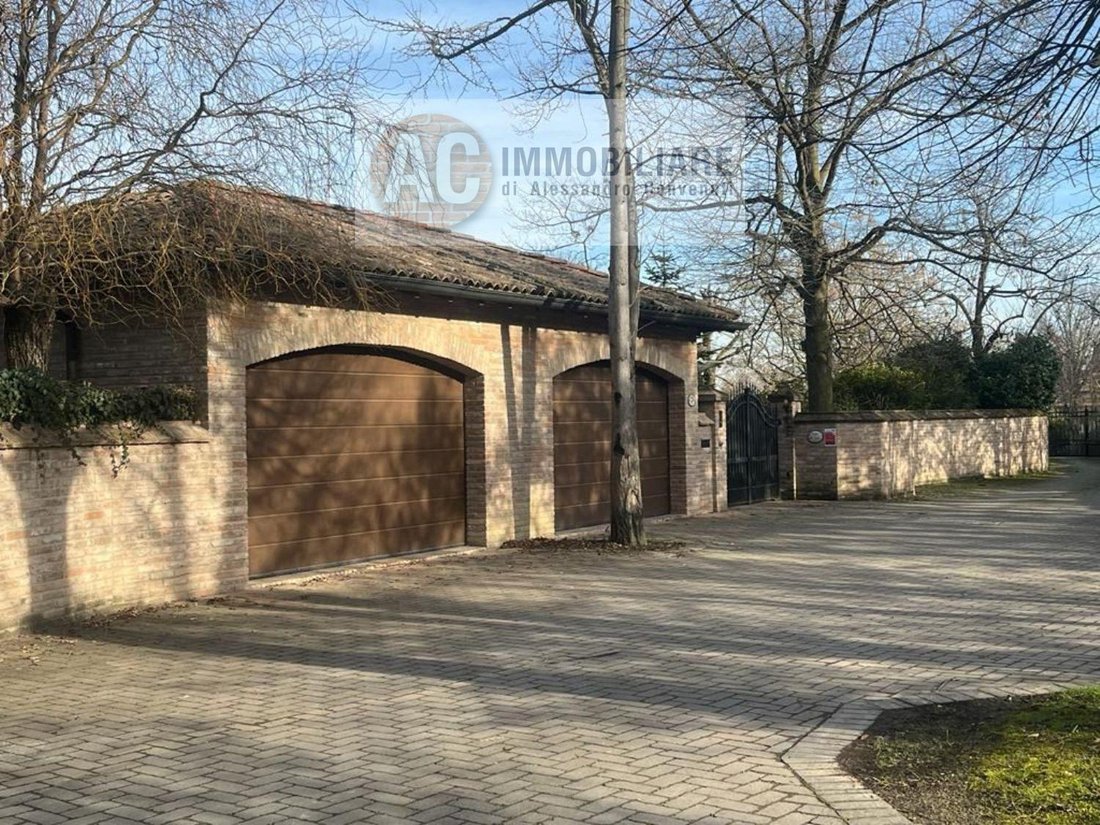 Villa O Villino San Zeno 5 In Montale, Emilia Romagna, Italy For Sale ...