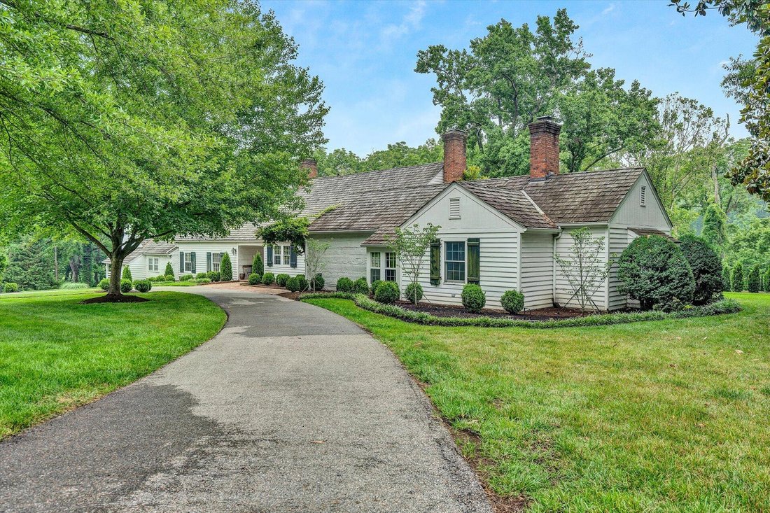 The Tayloe Rogers Home A Rare In Cave Spring, Virginia, United States ...