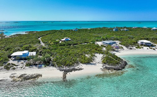 Luxury homes for sale in Black Point, The Bahamas | JamesEdition