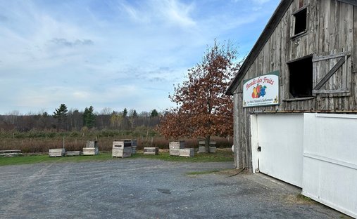 Luxury farm ranches for sale in Dunham, Quebec, Canada | JamesEdition