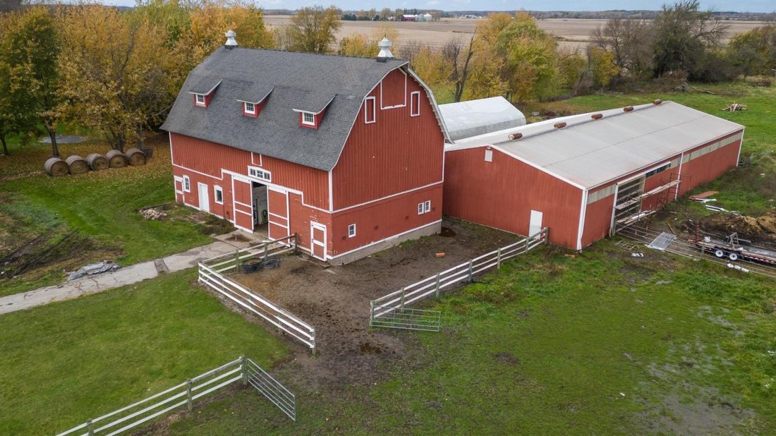 1504 E. 153rd Avenue In Crown Point, Indiana, United States For Sale ...