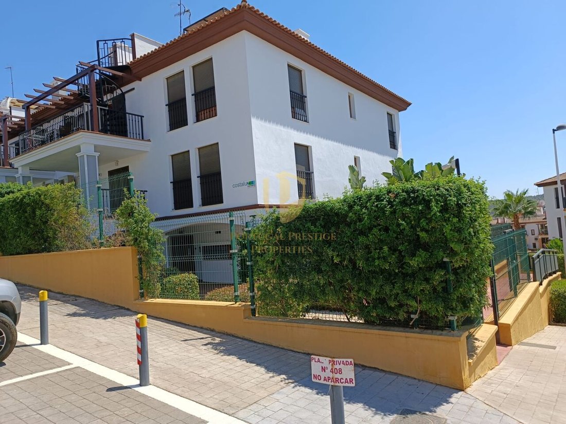 Building Block With 8 Apartments Licensed In Ayamonte, Andalusia, Spain ...