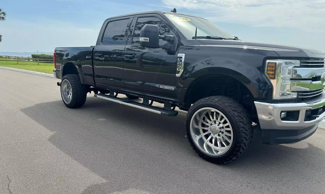 2019 Ford F250 Super Duty Crew Cab In Sarasota, Fl, United States For ...