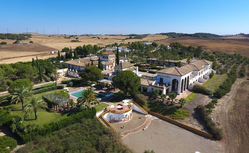 Luxury renovated estates for sale in Casco Antiguo, Sevilla, Andalusia ...