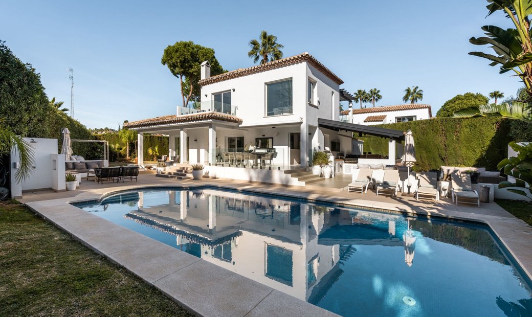 Presenting An Exquisite Detached Residence In Marbella, Andalusia ...