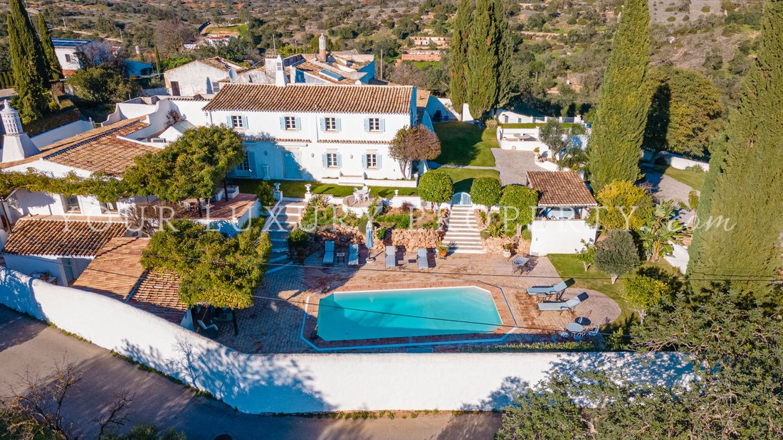 Traditional 5 Bedroom Quinta For Sale In Loulé, Faro District, Portugal ...