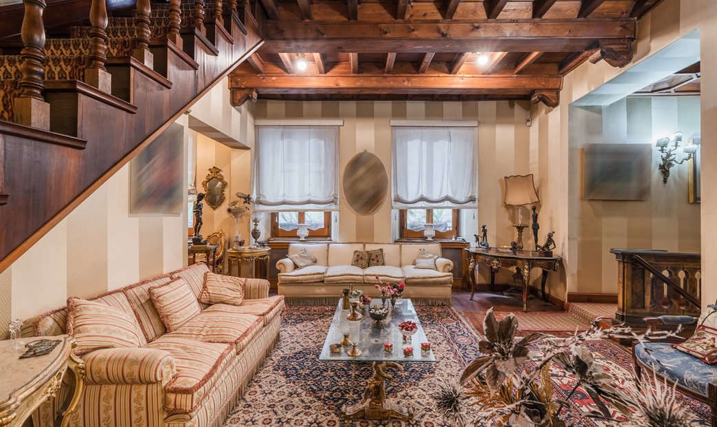 Prestigious Building In The Historic Center In Metropolitan City Of ...