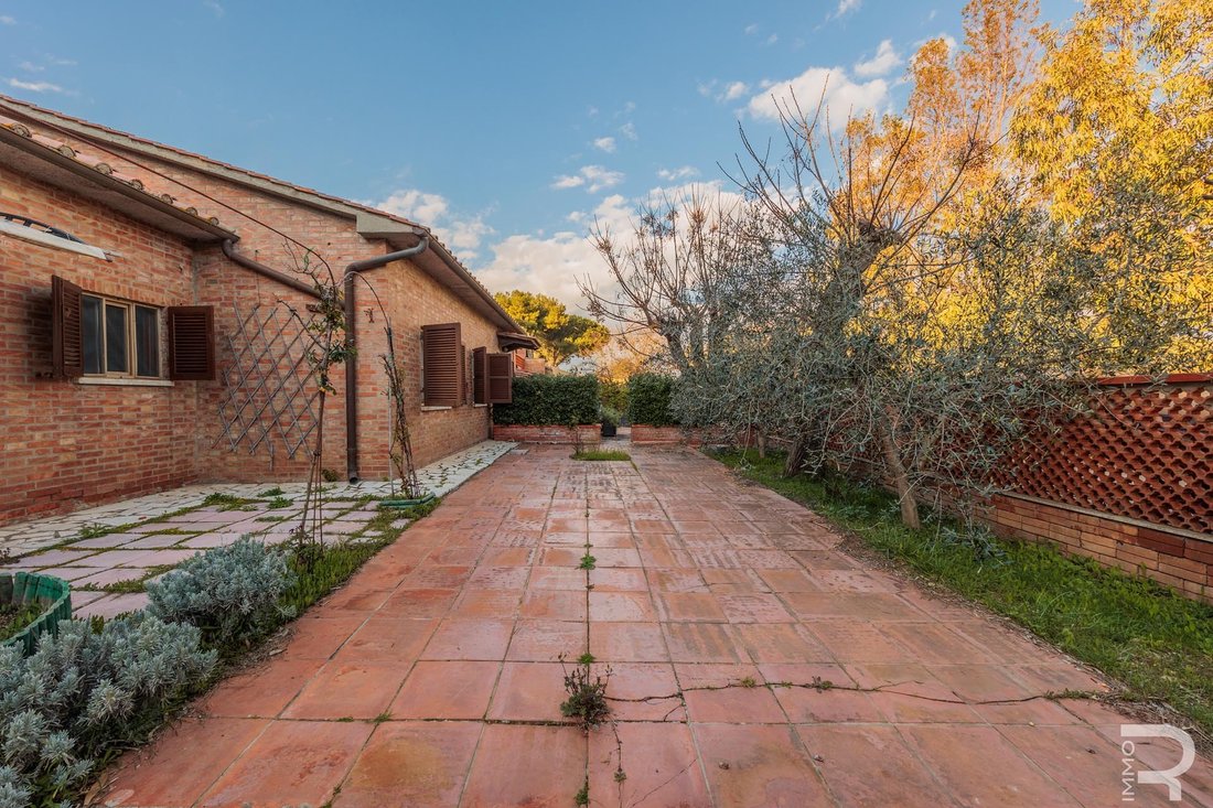 Well Kept Villa By The Sea In Albinia, Orbetello, Tuscany For Sale ...