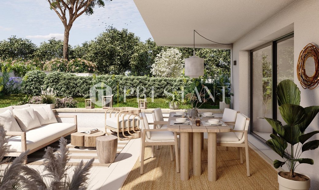 Superb T3 On The Ground Floor With In Anglet, Nouvelle Aquitaine ...