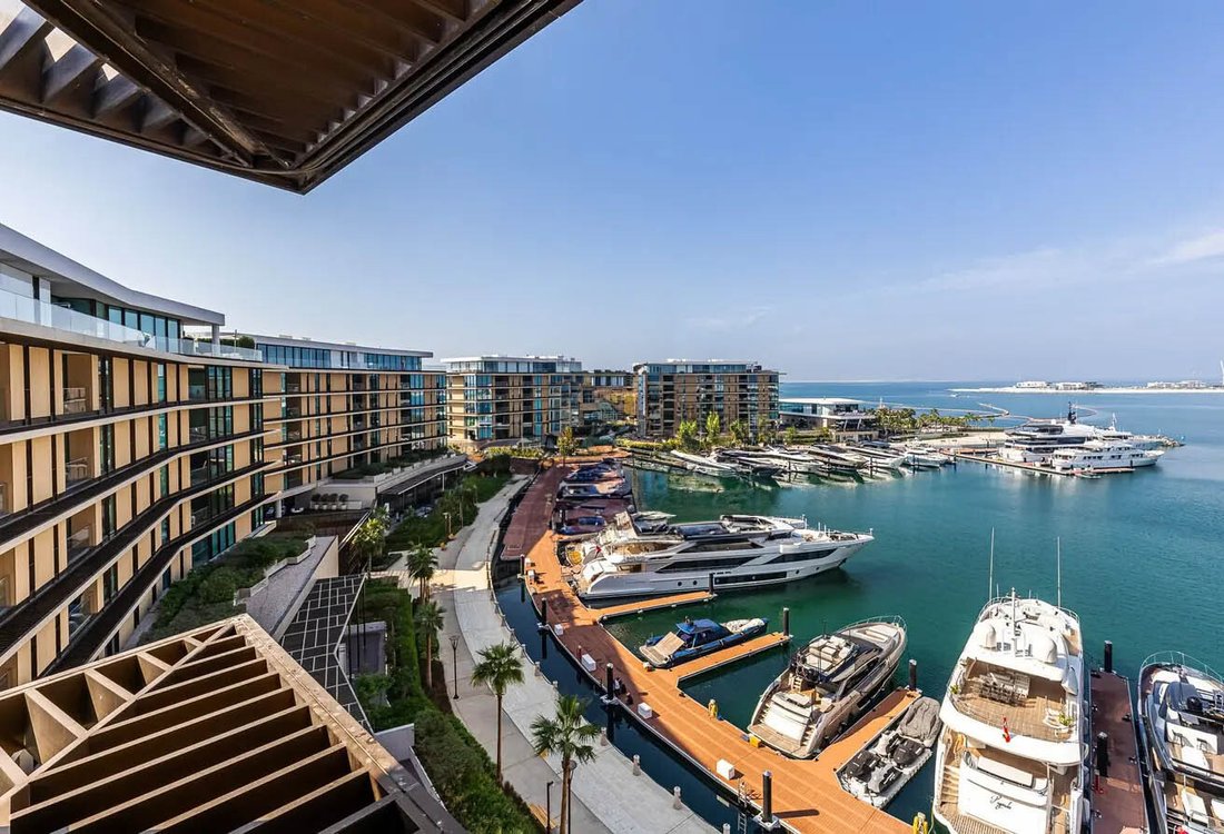 Experience Opulence: Luxurious 4 Bedroom In Dubai, Dubai, United Arab ...