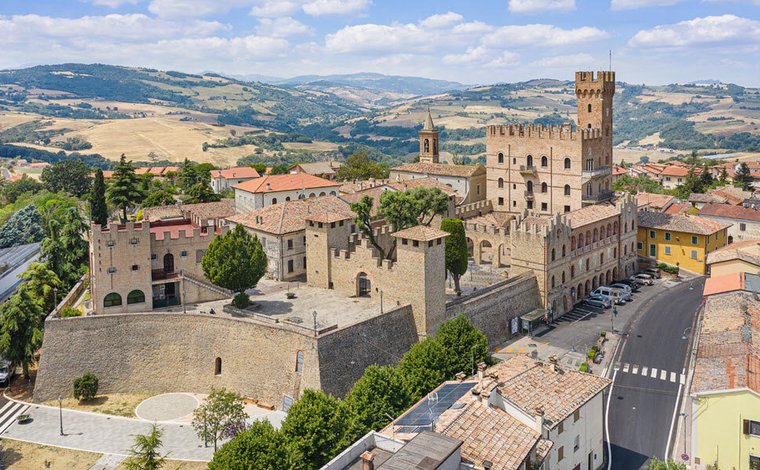 Cagli Marche Luxury Castles For Sale In Cagli, Marche, Italy