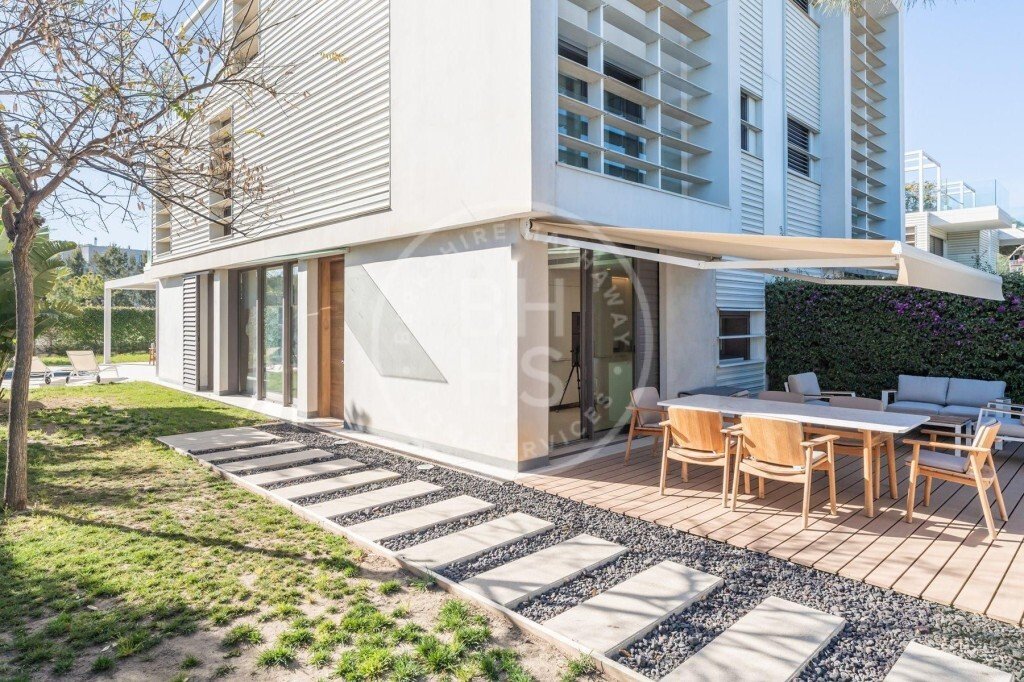 Spectacular House By The Sea In Gava, Catalonia, Spain For Sale (12948001)