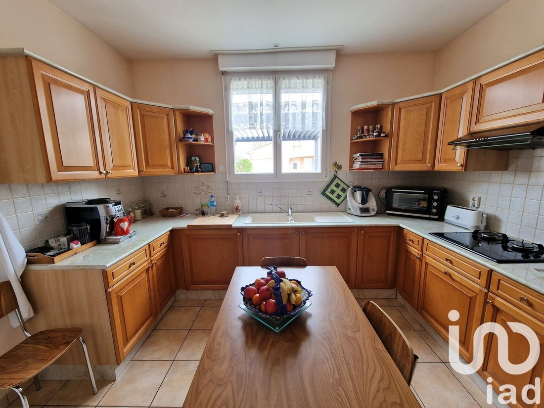 Vente Maison Traditionnelle 5 Pièces In Fouras, Nouvelle Aquitaine ...