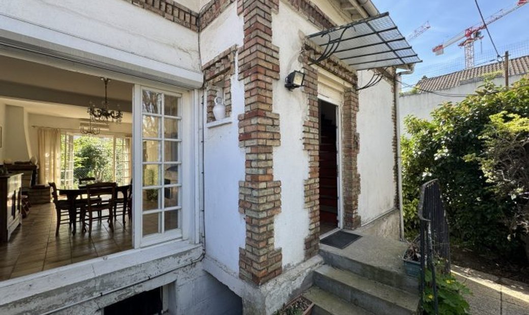 Colombes Ancienne In Colombes, île De France, France For Sale (13923675)