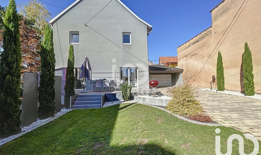 Vente Maison De Ville 5 Pièces In Brumath, Grand Est, France For Sale ...