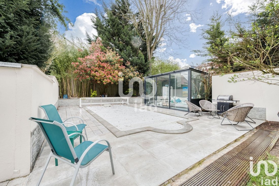 Vente Maison/Villa 8 Pièces In Bry Sur Marne, île De France, France For ...