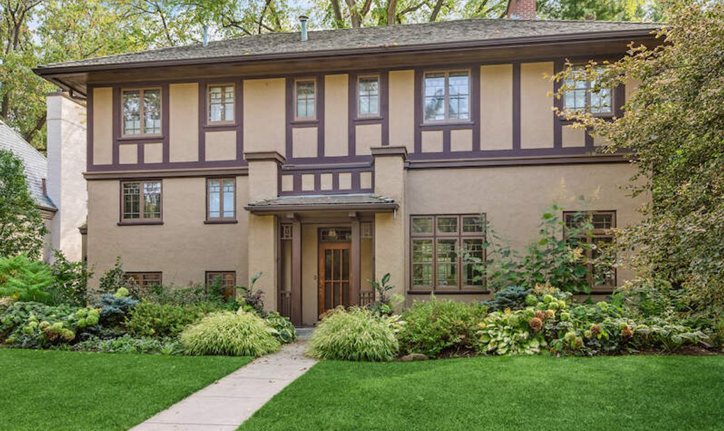 Dwight Perkins Prairie House With Timeless In Evanston, Illinois ...