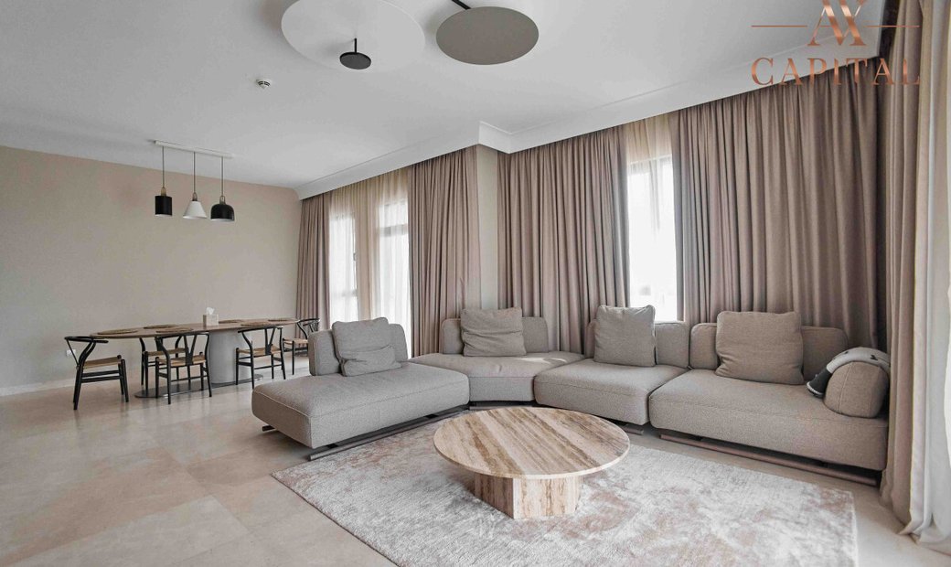 Upgraded 4 Bedroom | Panoramic Windows | In Dubai, Dubai, United Arab ...
