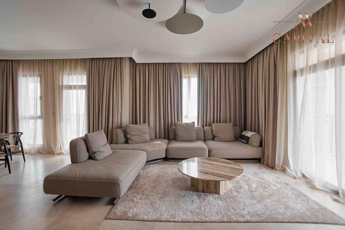 Upgraded 4 Bedroom | Panoramic Windows | In Dubai, Dubai, United Arab ...