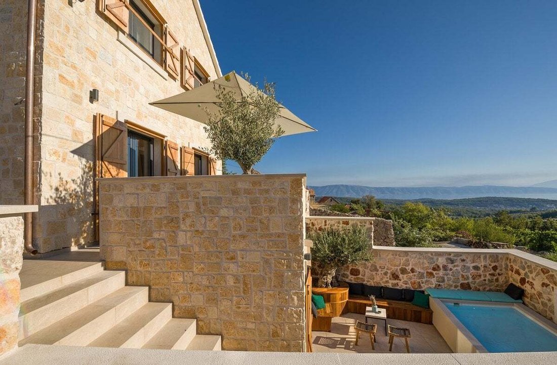 Hvar House In Vrisnik, Split Dalmatia County, Croatia For Sale (14101509)