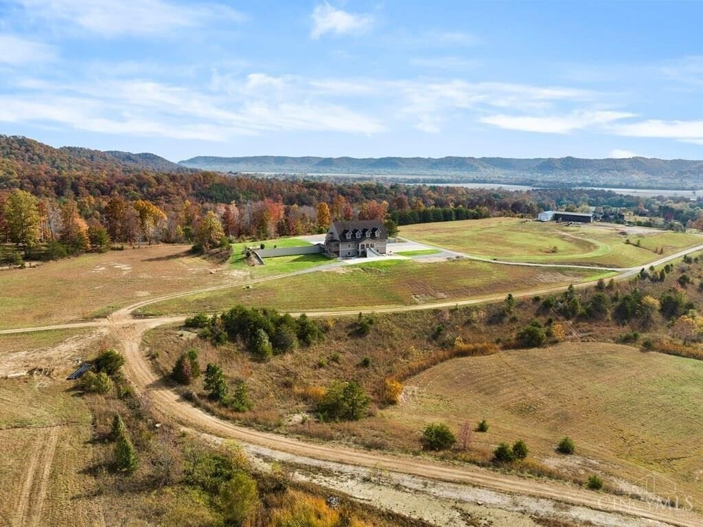 Gorgeous Home In An Unparalleled Setting In Rome, Ohio, United States ...
