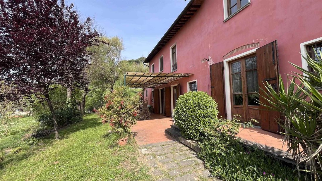 Rustico Buggiano In Borgo A Buggiano, Tuscany, Italy For Sale (14106309)